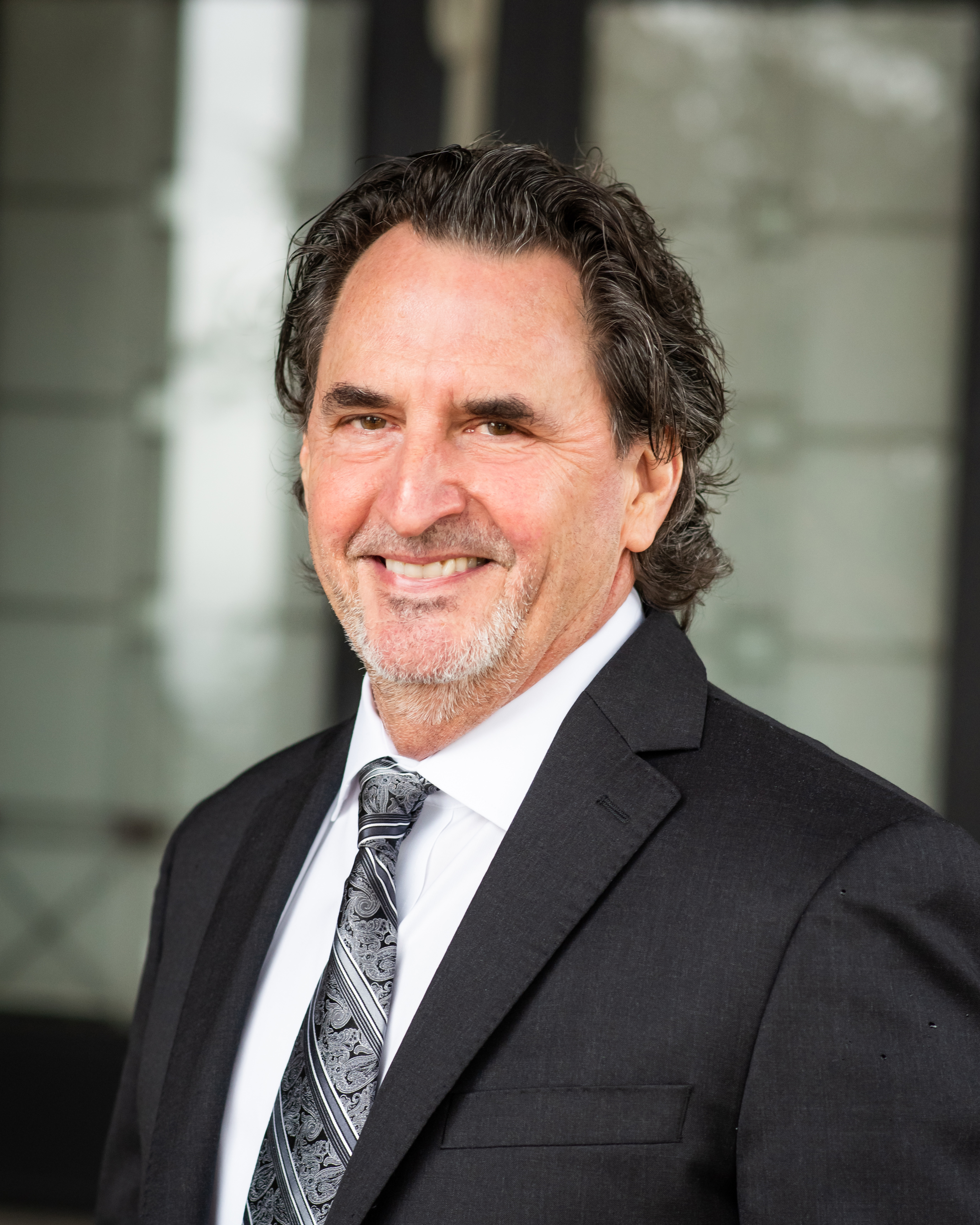 R. Michael Howell, MD | UWH of Texas